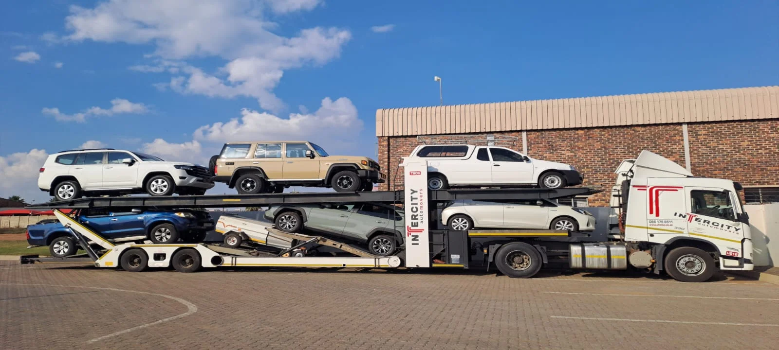 Advantages of Top-Load Auto Transport: Key Benefits Explained